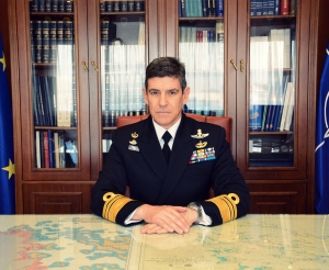 ΚΡΙΣΕΙΣ ΗΓΕΣΙΑΣ ΕΝΟΠΛΩΝ ΔΥΝΑΜΕΩΝ ΜΕ ΧΤΥΠΗΤΑ ΠΡΟΒΛΗΜΑΤΑ-ΚΕΝΑ-ΑΔΙΚΙΕΣ ΚΑΙ ...