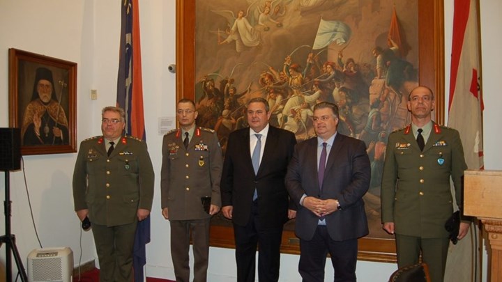 ΕΙΝΑΙ ΕΠΙΕΙΚΩΣ ΑΠΑΡΑΔΕΚΤΟ ΙΣΤΟΡΙΚΑ ΣΤΡΑΤΟΠΕΔΑ , ΟΠΩΣ ΤΟΥ 2/39 ...