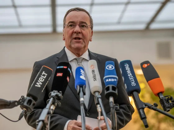 ΕΠΙΚΥΡΙΑΡΧΟΣ ΣΤΟΧΟΣ ΑΠΟΣΤΑΘΕΡΟΠΟΗΣΗΣ ΑΠΟ ΠΛΕΥΡΑΣ ΚΡΕΜΛΙΝΟΥ ΕΙΝΑΙ Η ...
